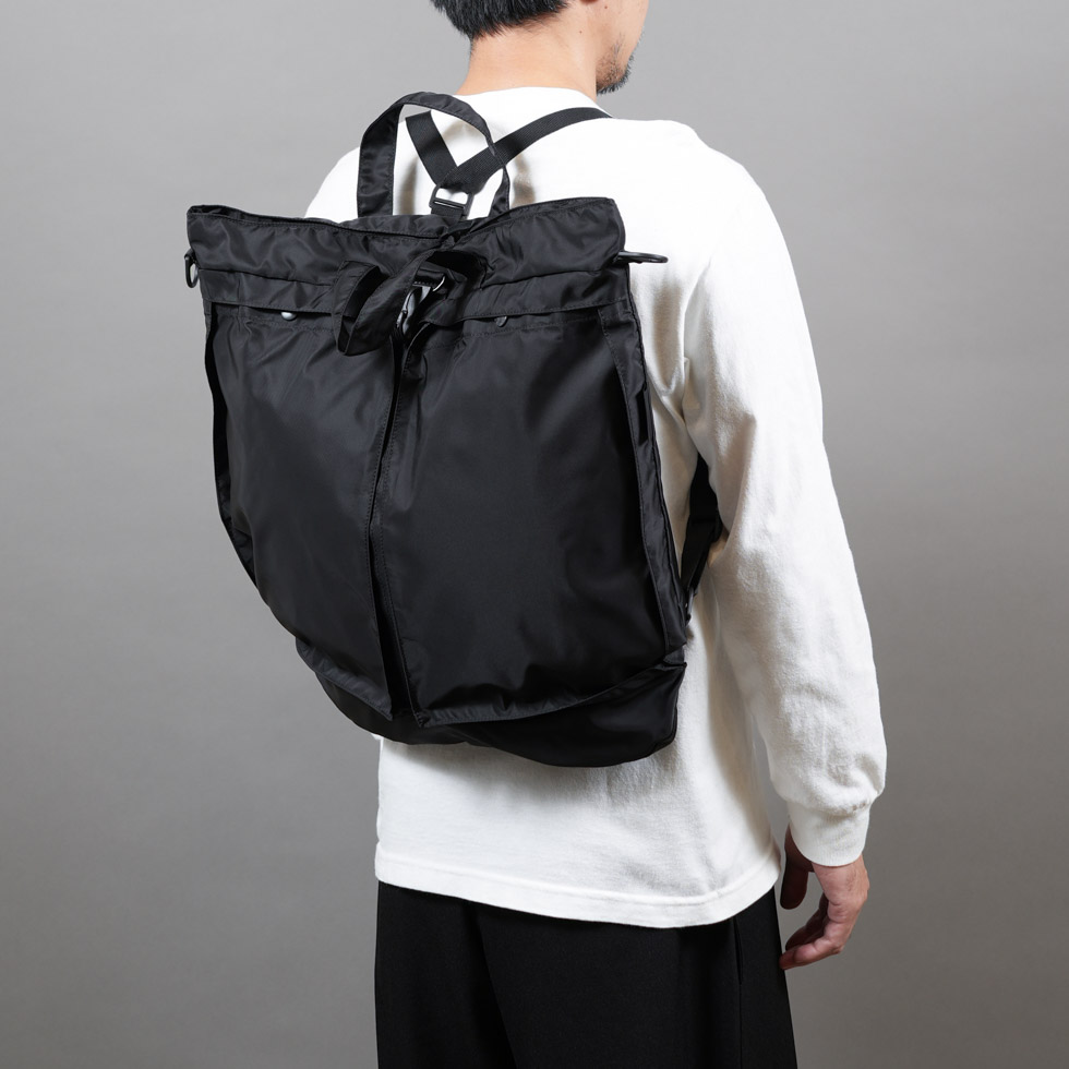 BAGJACK(バッグジャック) 3 Way Helmet Bag｜都会とアウトドアをつなぐ多機能3WAYバッグ | TWOPEDAL (ツーペダル)